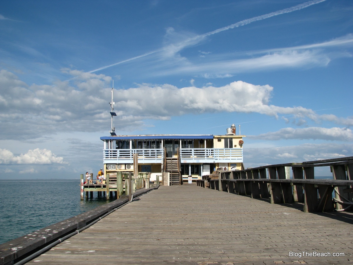 Christmas Afternoon on the Rod & Reel Pier | Blog The Beach